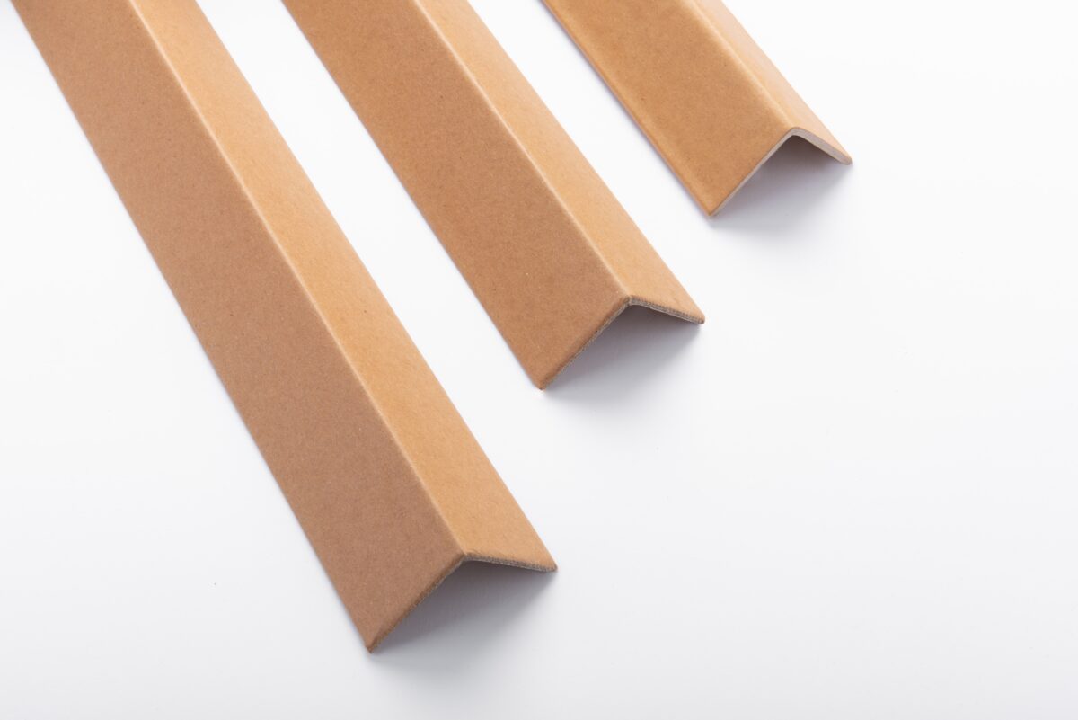 The Essential Role of Edge Protectors in Pallet Stabilization - Orange ...